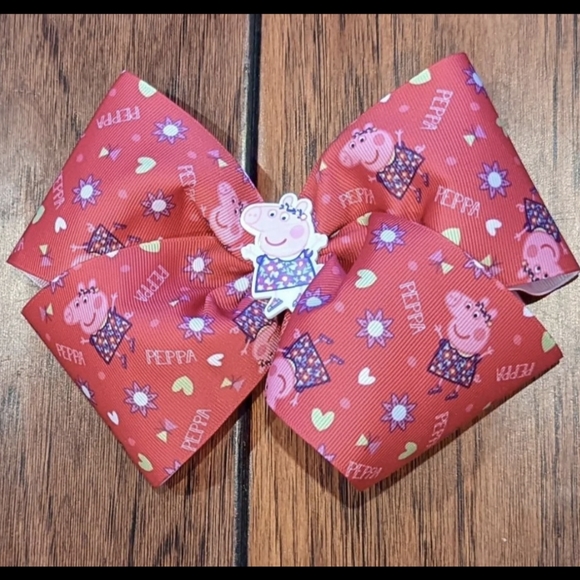 Handmade | Accessories | 4 For 2 Big Peppa Pig Bow 6x7 | Poshmark